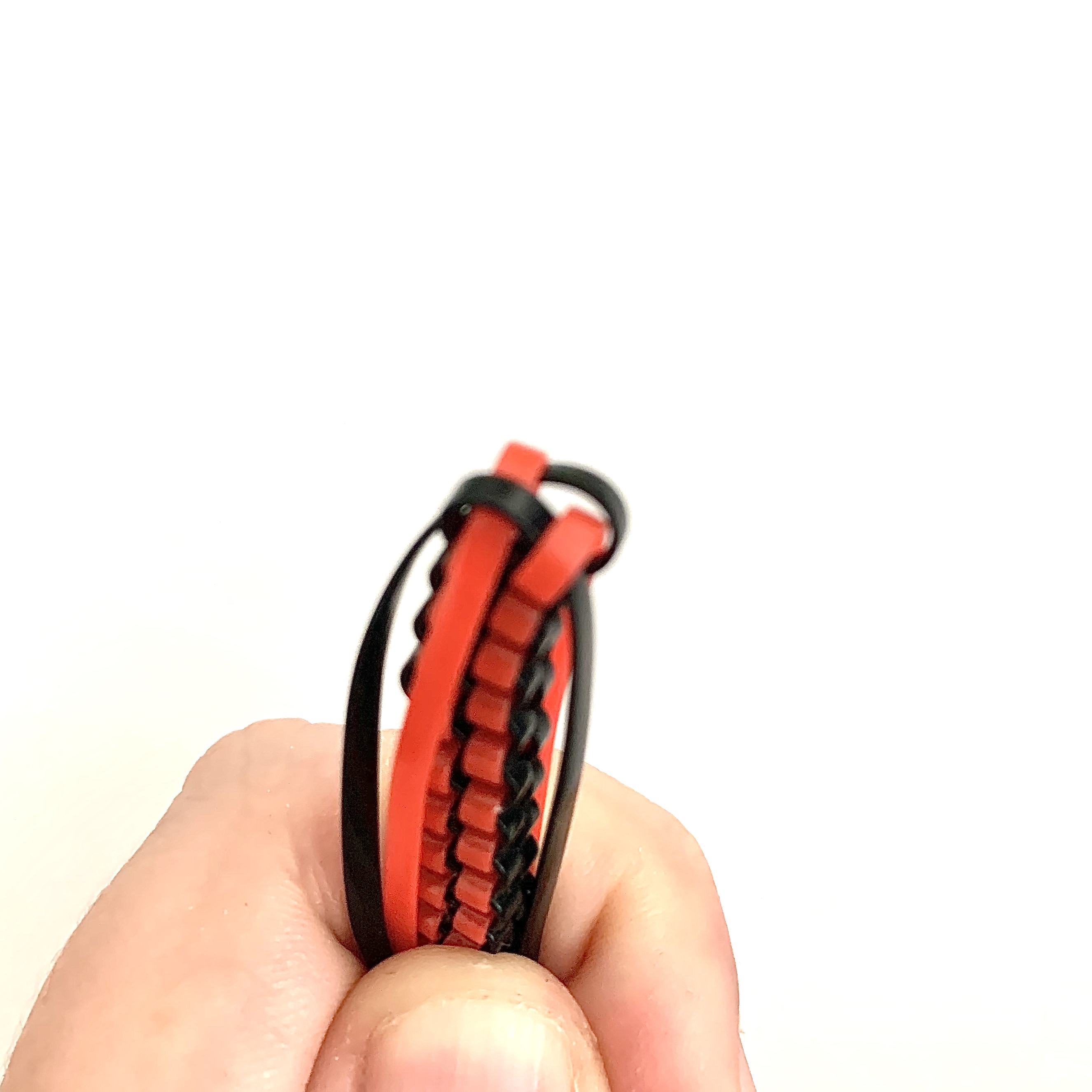 Gimp Bracelets – A Throwback to the 90s – The Skillful Meeple