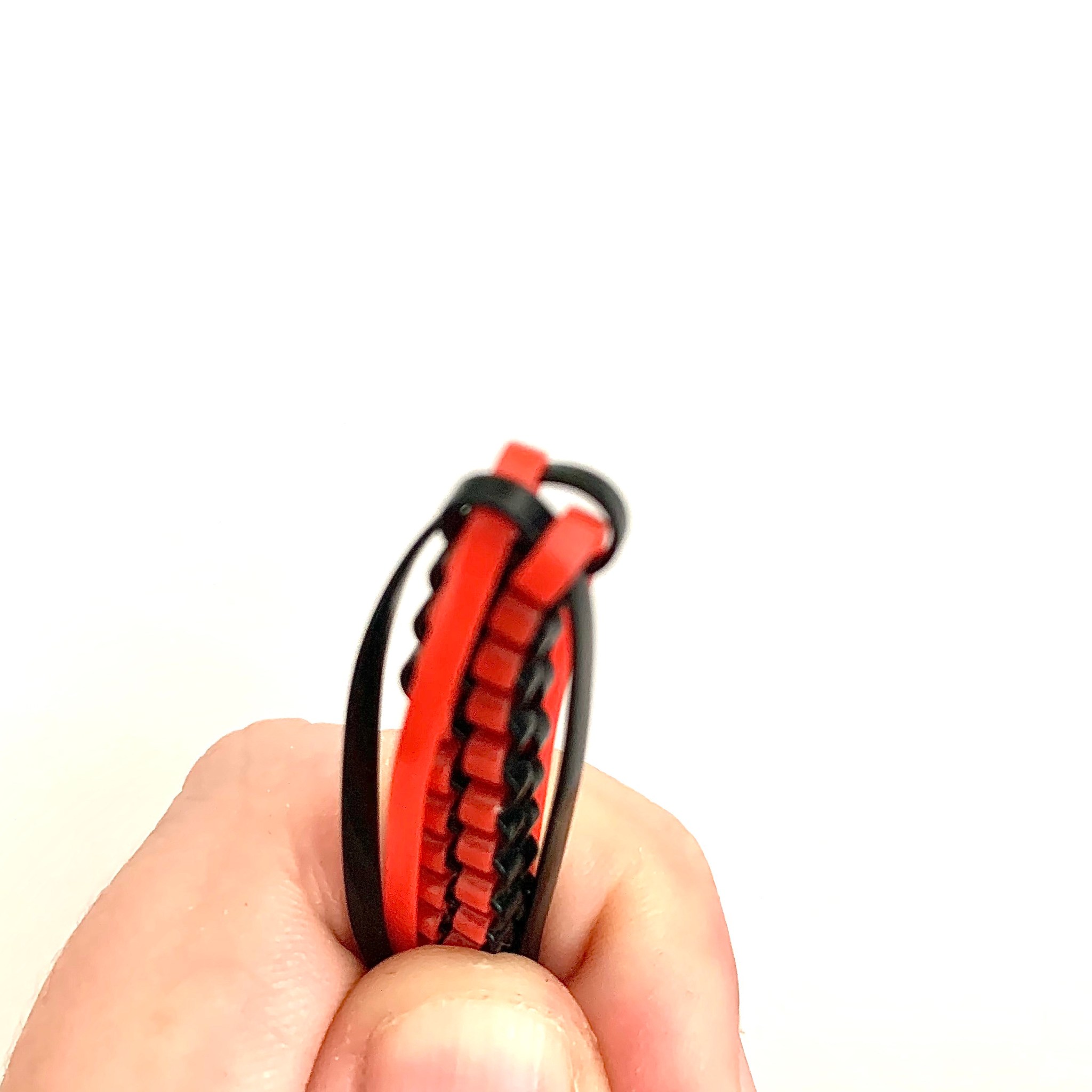 Gimp Bracelets – A Throwback to the 90s – The Skillful Meeple