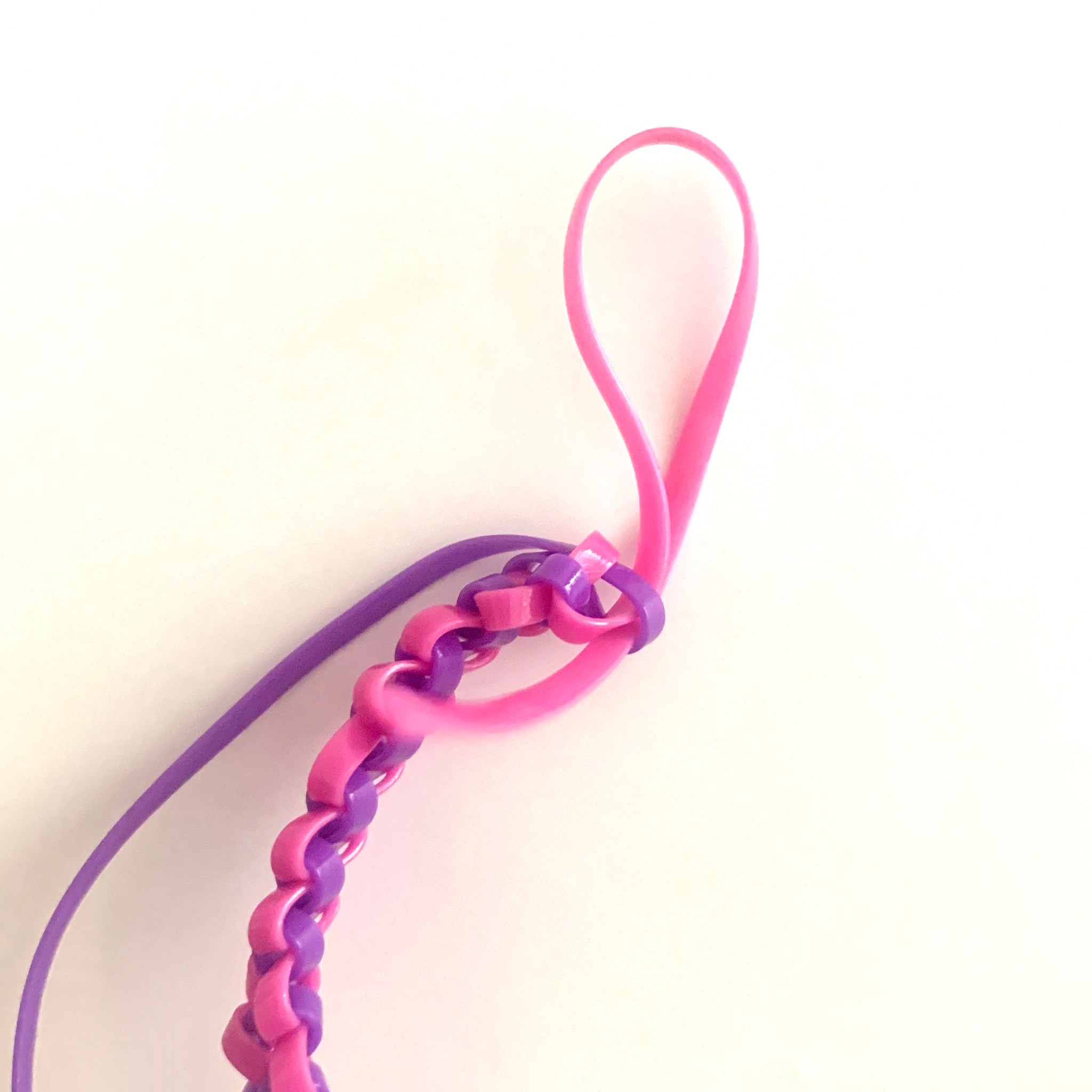 Gimp Bracelets – A Throwback to the 90s – The Skillful Meeple